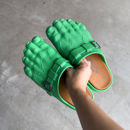 Foot Clogs – Bravest Studios