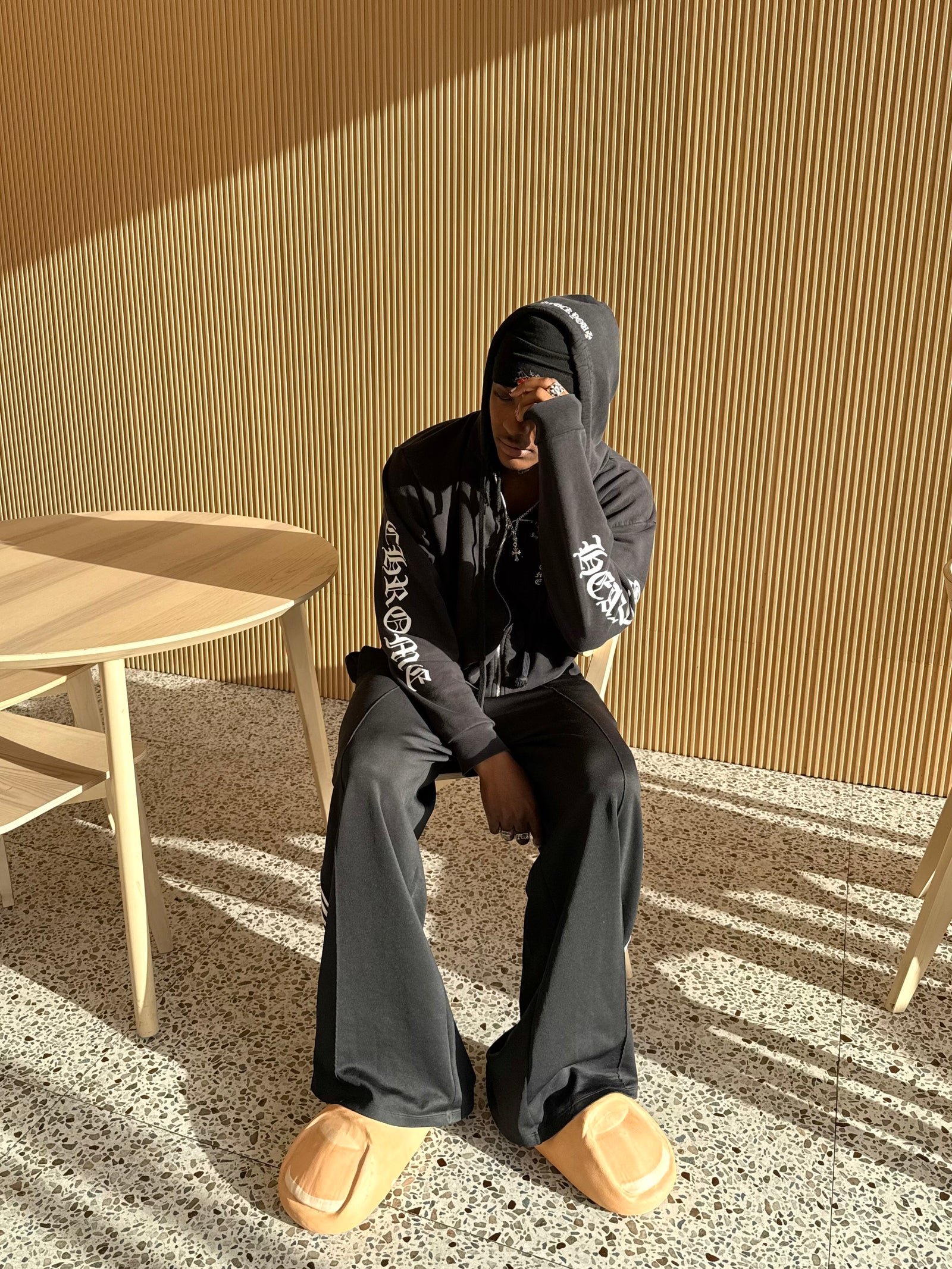 Toe Slides – Bravest Studios